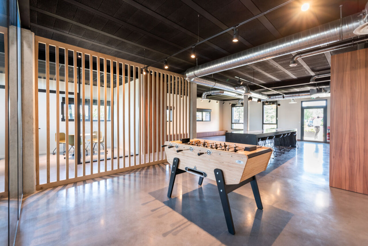 Aménagement d'un plateau de bureau pour Urbencéa
